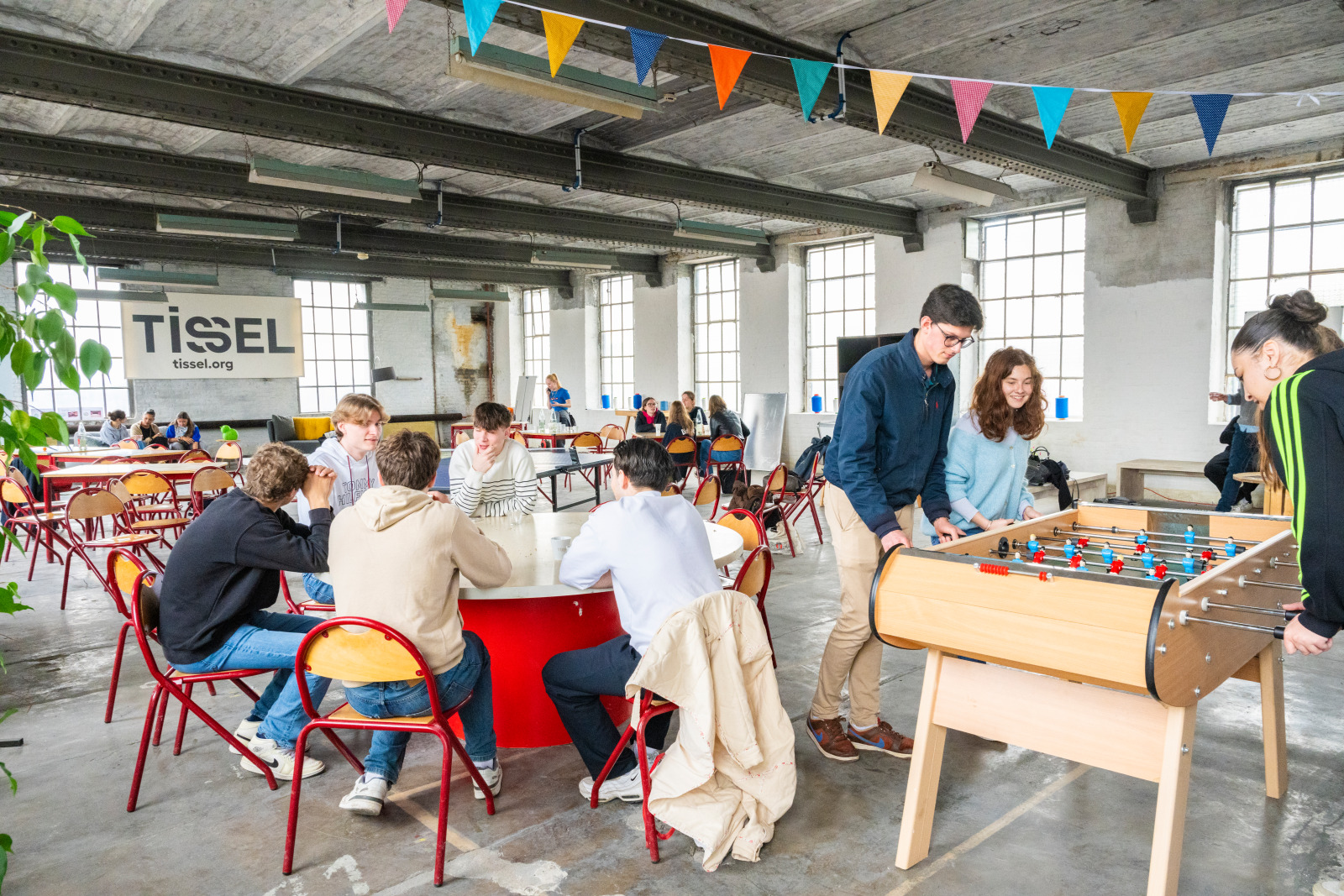 TISSEL – Tisseur de liens